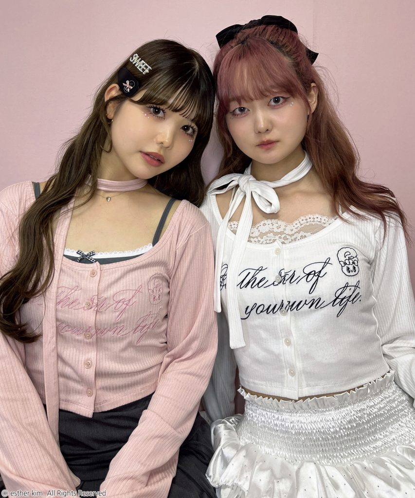 【韓国好き女子の間で人気爆発中】『エスターバニー』の大人っぽ可愛い♡コラボレーションアイテムがSPINNSから新発売！ | SPINNS